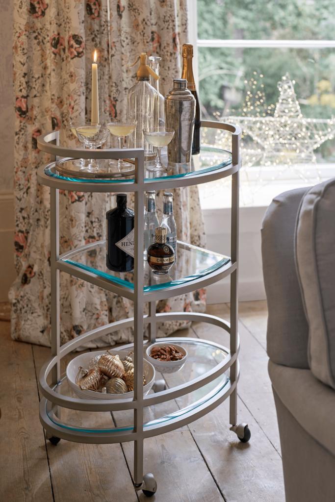 Pendine, cocktail tralle i art deco stil i glass og stål - Home & Interior